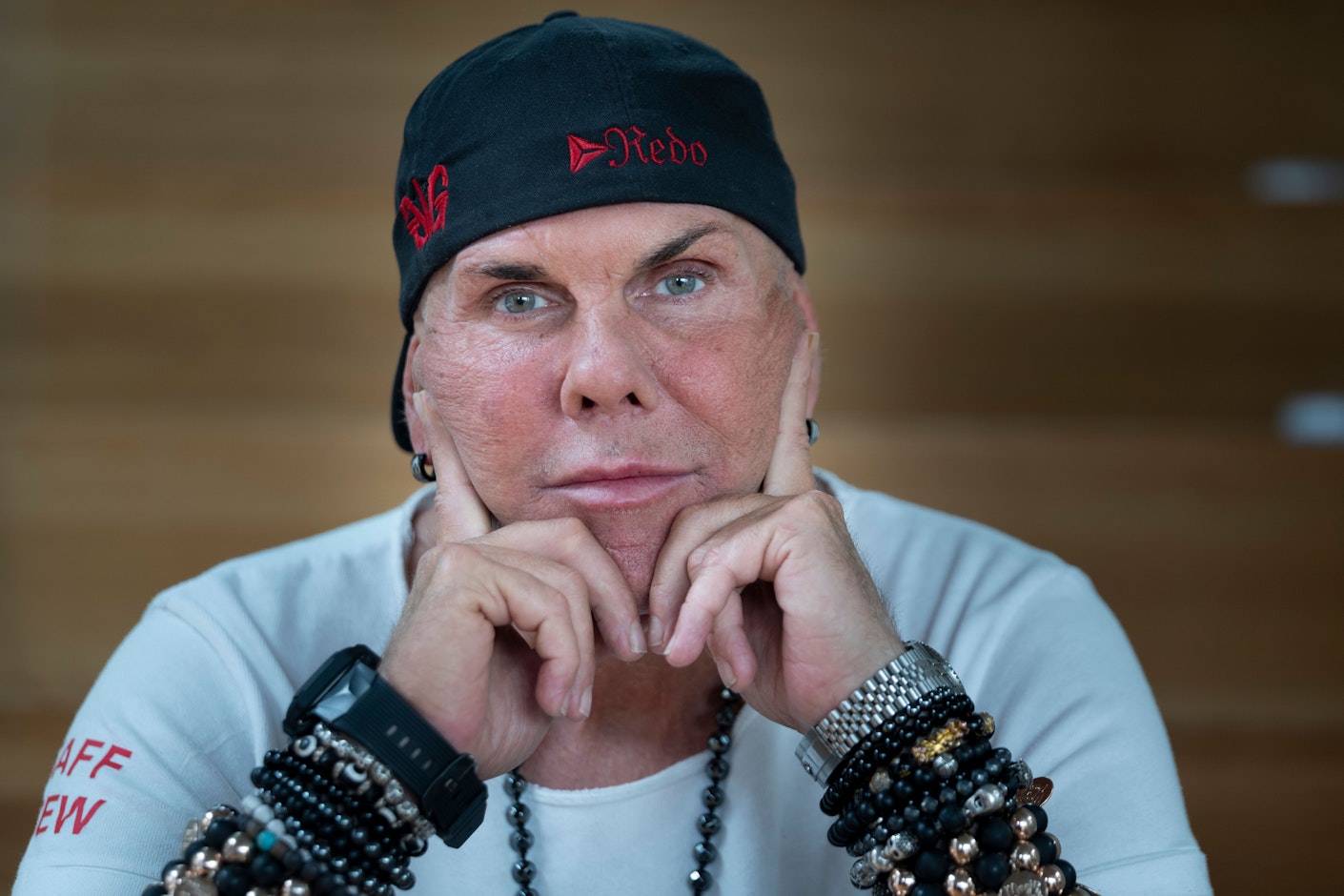 Zuhause beim TikTok-Gastronom Redo: XXL-Schnitzel, Maybach und BDSM