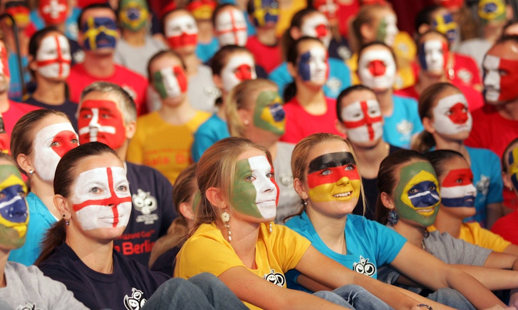 Über die Deutschen: Warum ihr negatives Selbstbild so gefährlich ist