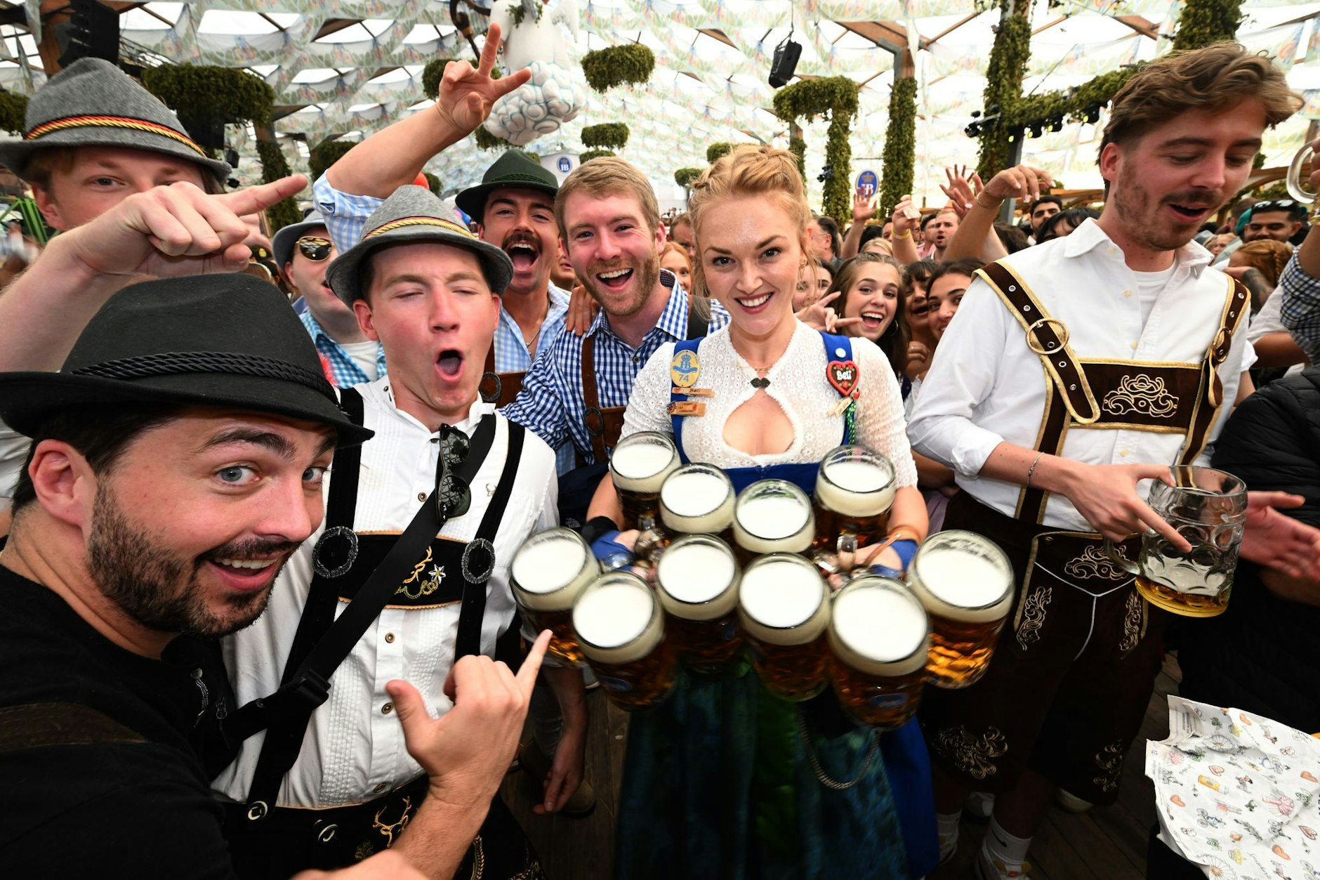 Bericht: Touristen fahren lieber nach Berlin als zum Oktoberfest
